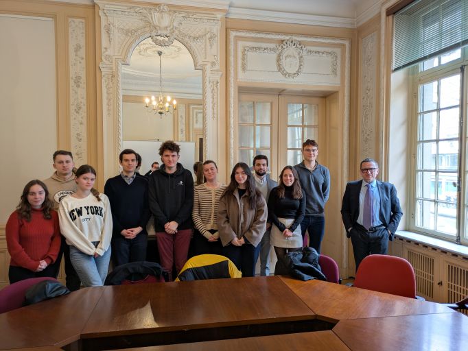 Rencontre avec des étudiants de master de la faculté de droit de ...